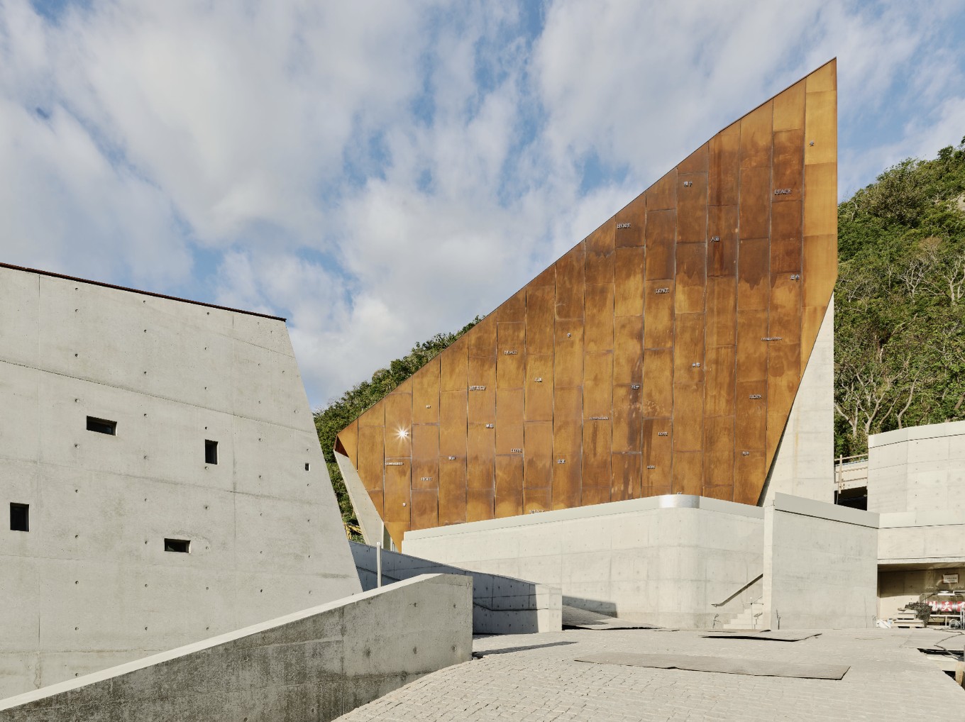 Change of Heart: The Architectural Concept of the Paul Chiang Art ...